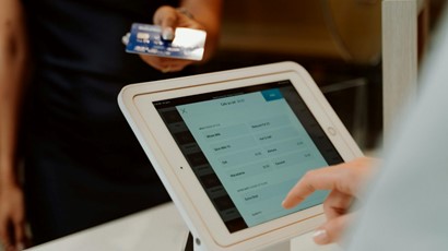 How To Choose The Right Credit Card Terminal For Your Business